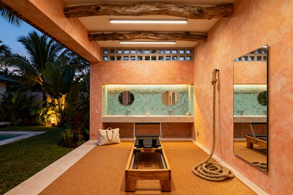 Room AI – Tropical Home Gym Design Ideas